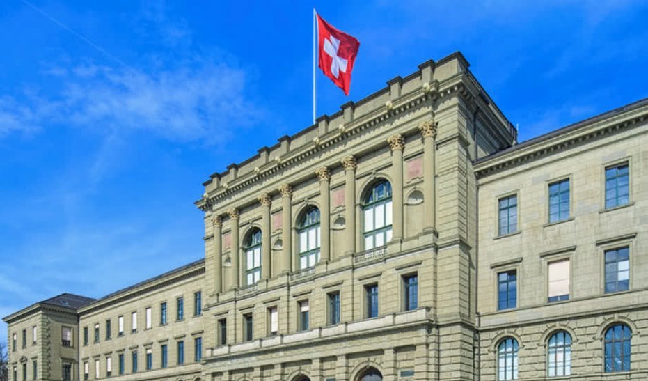 Parra, Padrino López y Reverol entre los 11 sancionados por Suiza este ...